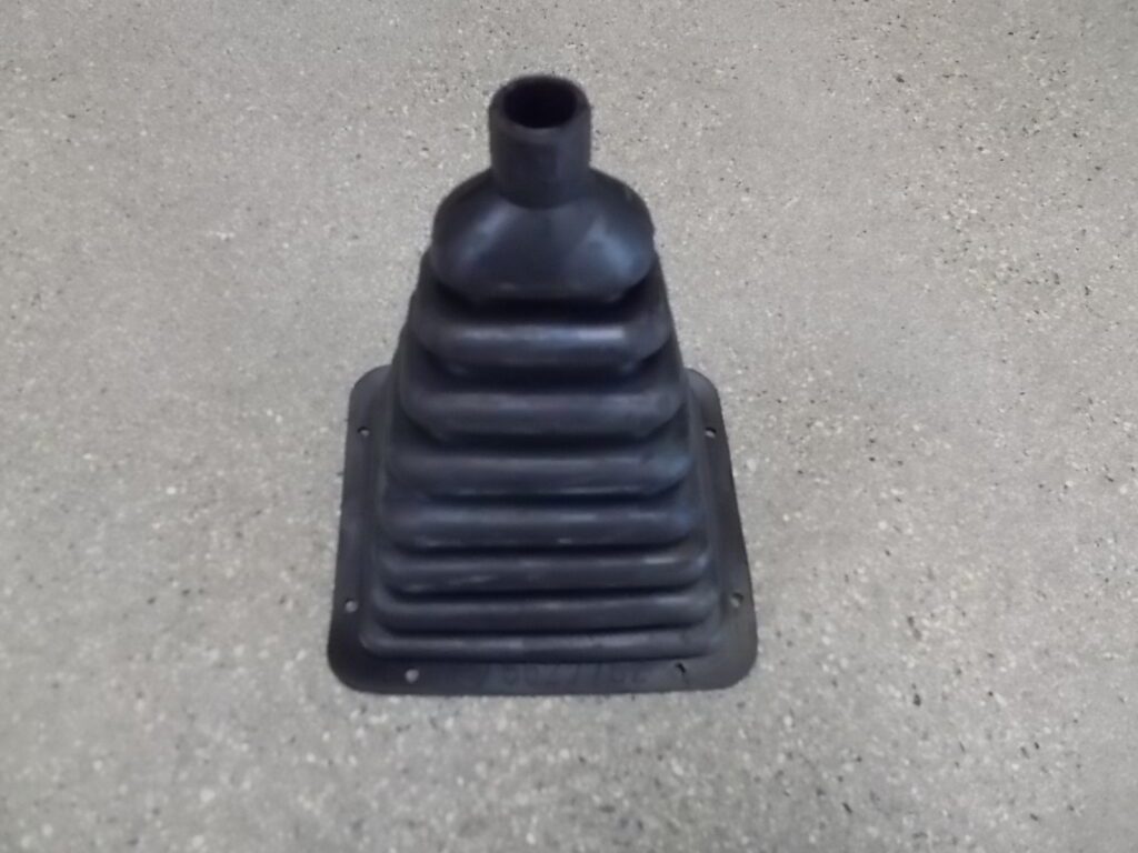 Dirks1018 - Peterbilt 359 Rubber Shifter Boot - Dirk's Classic Truck