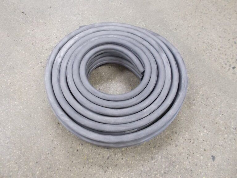 Dirks1318 - Peterbilt Flexible Rubber Sleeper Seal For Large Opening ...