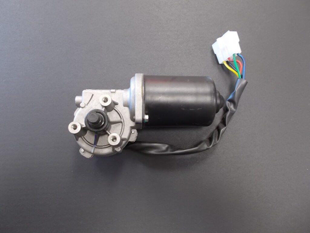 Dirks1476 - Peterbilt 379 Windshield Wiper Motor - Dirk's Classic Truck