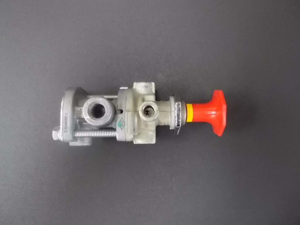 Dirks1027 - Peterbilt 359 PP7 Dash Brake Control Valve - Dirk's Classic ...