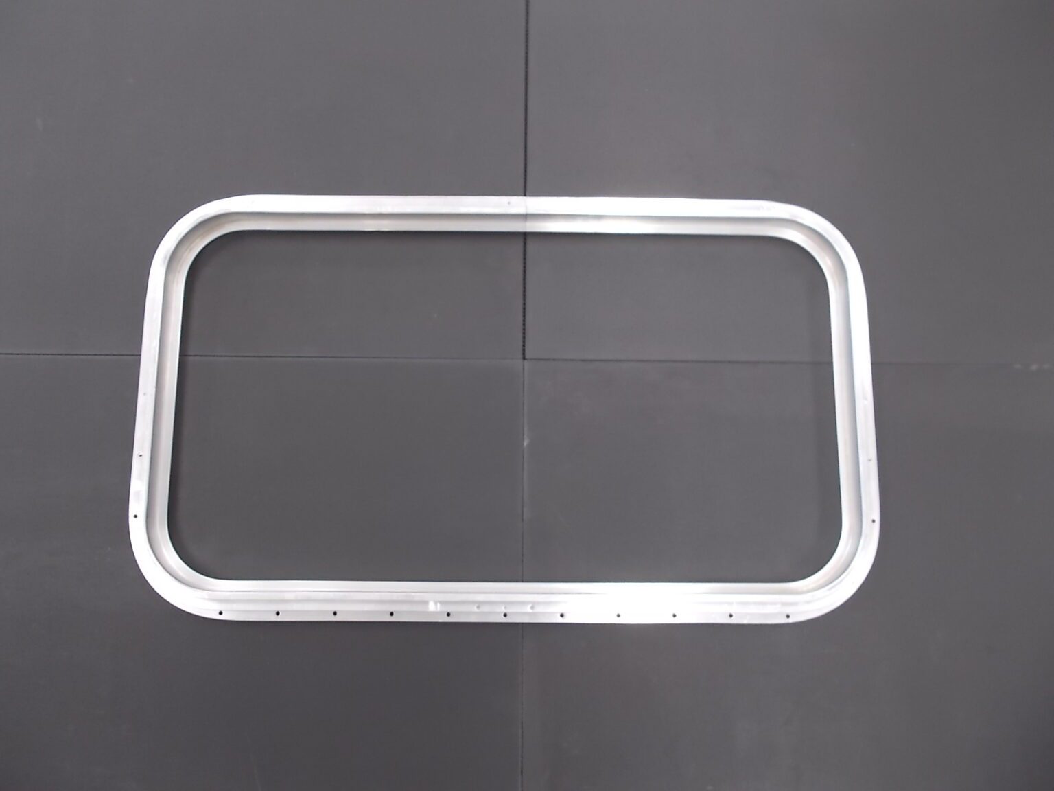 Dirks1427 - Peterbilt Rear Window Aluminum Frame - Dirk's Classic Truck