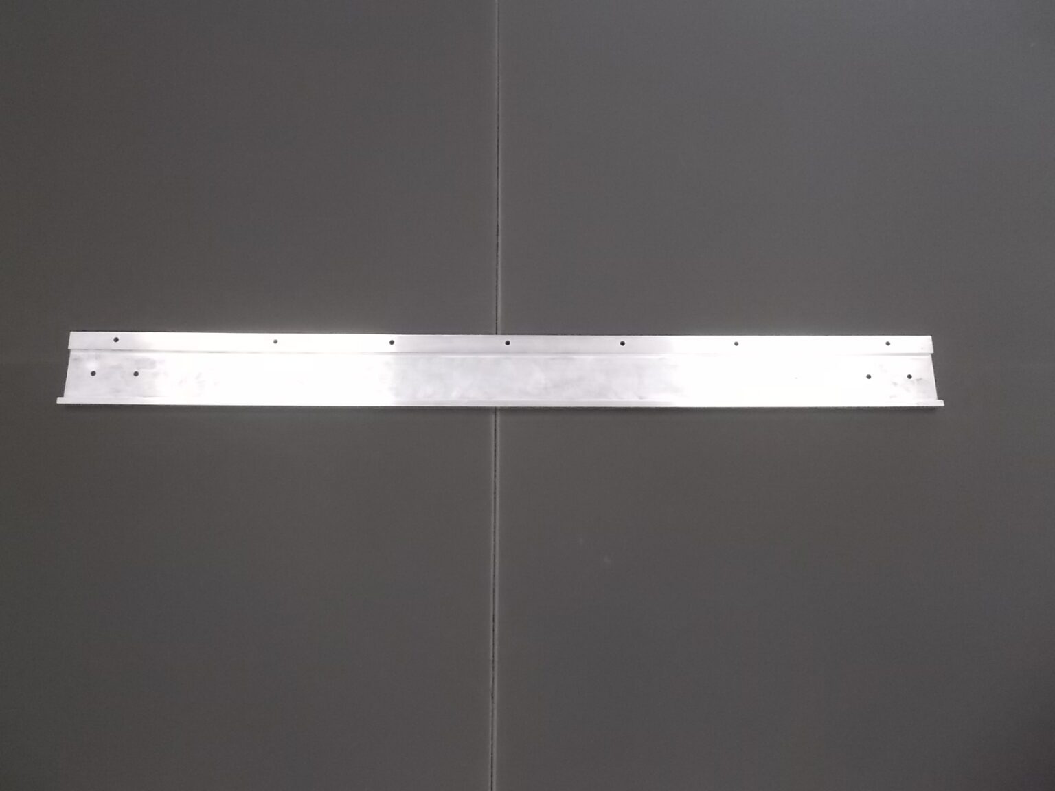 Dirks1440 - Peterbilt 379 Polished Extruded Aluminum Grill Bottom ...