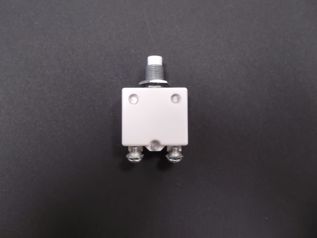 Dirks1728 - Peterbilt 359 Circuit Breaker, 20 Amp - Dirk's Classic Truck