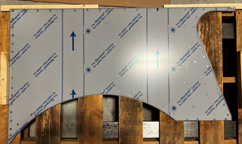 Dirks1763 - Peterbilt 359 Standard Hood Side WITH Reinforcement Holes ...