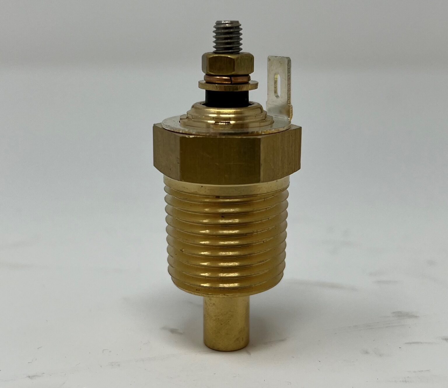 Dirks1818 - Kenworth Oil Temp Sender - Dirk's Classic Truck