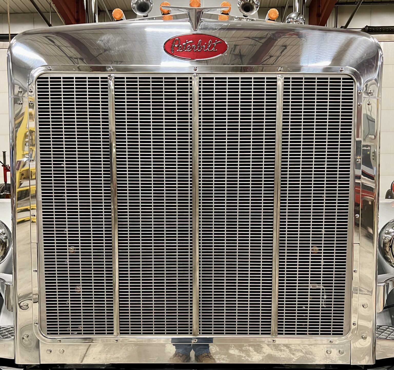 Dirks1932 - Peterbilt 359 Stainless Steel Grill Bar WITH Mounting Kit ...